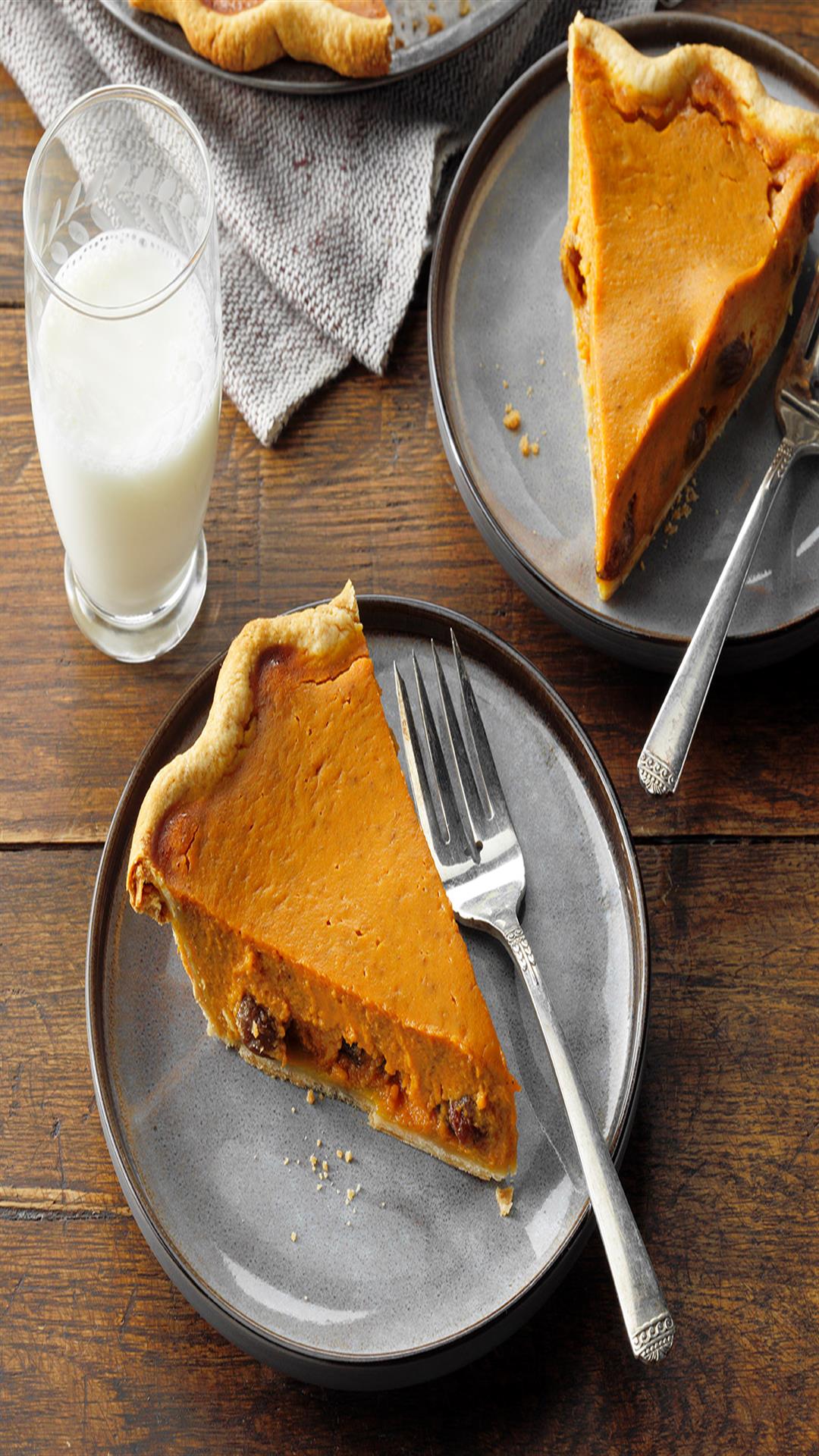 Rum Raisin Pie